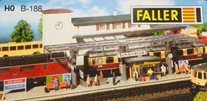 Faller B-188 H0 - Perron met Kiosk Modelrailway